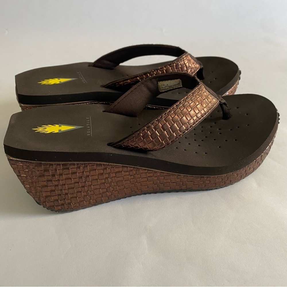 Volatile Zadie Brown Raffia Platform Wedge Sandals 8 - Gem